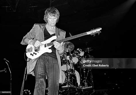 Chris Squire Performing With Yes At Madison Square Garden In New York