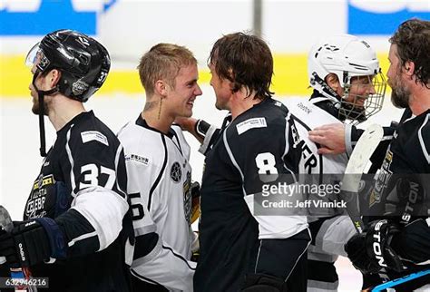 Lemieux Gretzky Photos And Premium High Res Pictures Getty Images