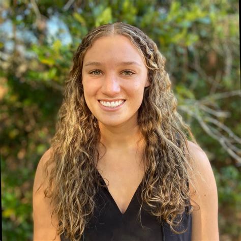 Alexa Bates Program Assistant University Of South Florida Linkedin