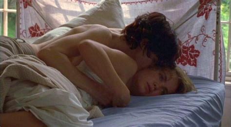 Ally Sheedy Nude And Sexy Collection 31 Pics Thefappening