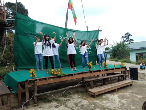 မက်မန်းမြို့ အခြေခံပညာအထက်တန်းကျောင်းတွင် စုပေါင်းမဟာဘုံကထိန် တန်ဆောင