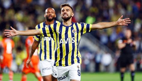 Diego Rossi Convirtió Para El Fenerbahce Grupo R Multimedio