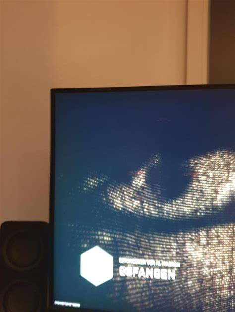 Weird Things Happen On My Screen While Playing Warzone 2 R Warzone