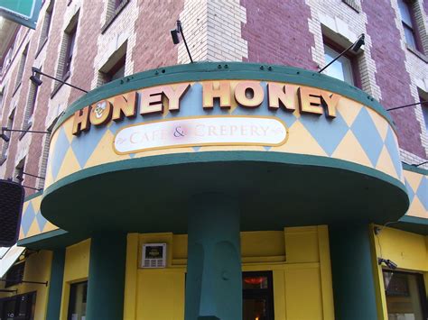 Breakfast At Epiphanys Honey Honey ~ Cafe And Crepery