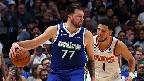 “devin Bookers Dad” Nba Fans Awestruck By Luka Doncics 50 Burger In Christmas Win Over Suns