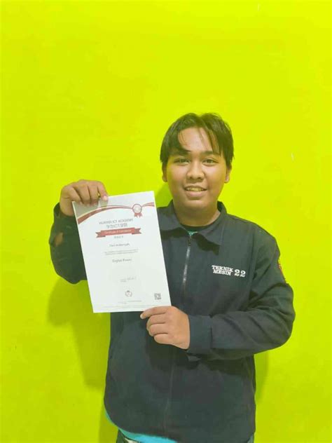 Langkah Awal Jadi Programmer Dani Ardiansyah Raih Sertifikat Python