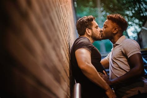 18 Best Gay Kisses And Gay Kissing Scenes Movies And Tv The