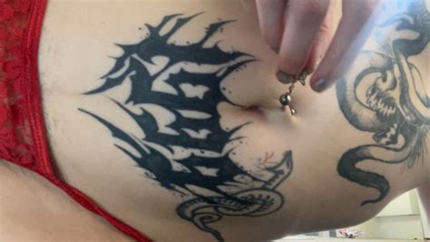 Glitterqueen1999 Fingering My Belly Button Manyvids