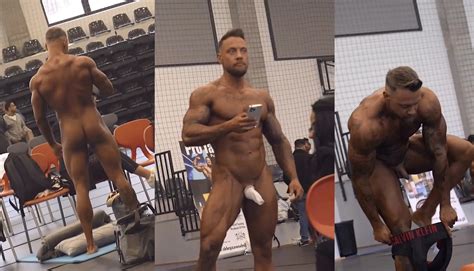 Spy Shower Backstage Bodybuilder