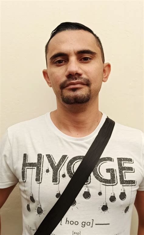 Efrain 23 Cam Model Free Live Sex Show And Chat Stripchat