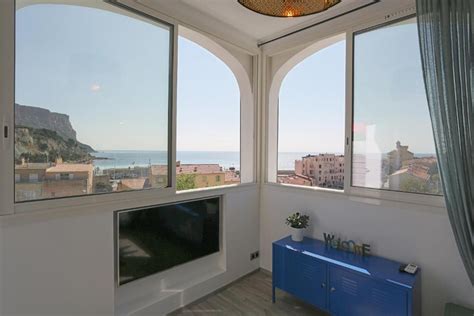 Discover Cassis A Coastal Gem