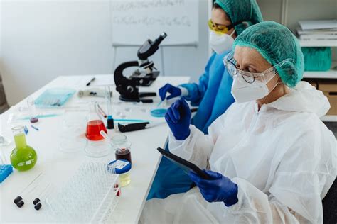 What Color Scrubs Do Medical Assistants Wear Homey Gears