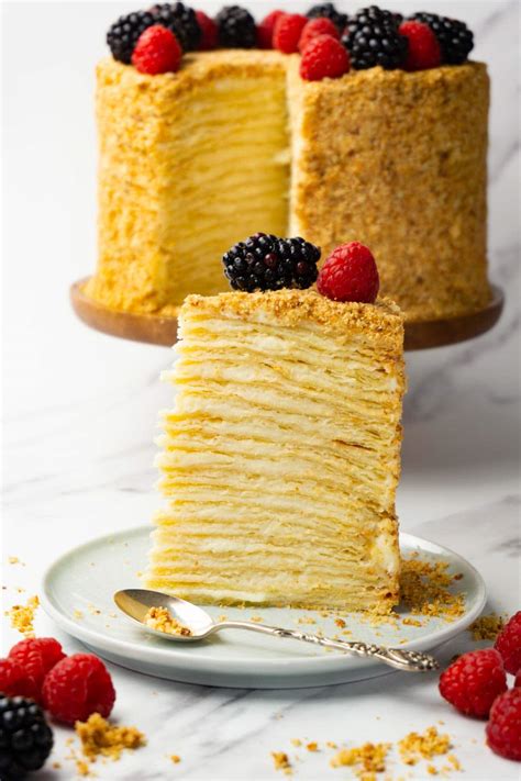 Easy Russian Napoleon Cake Recipe