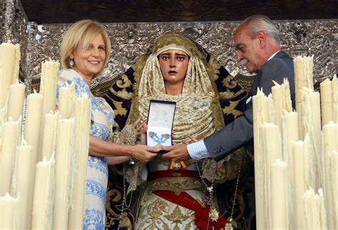 Nuestra Señora De La Estrella Luce Desde Este Domingo La Medalla De Oro