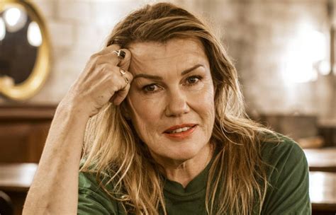 8 Things You Didnt Know About Robyn Malcolm Super Stars Bio