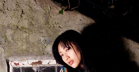 Mitsu Dan Japanese Gravure Idol Sexy Colorful Blouse Fashion Photo Shoot
