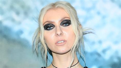 Taylor Momsen In Two Piece Workout Gear Says Ready To Rock