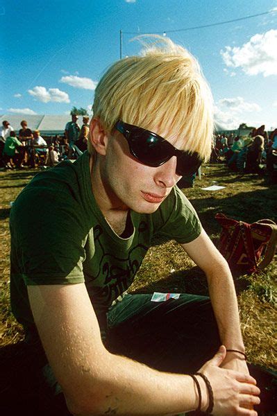 Thom Yorke In Pictures Thom Yorke Thom Yorke Radiohead Radiohead