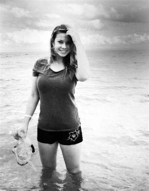 Pin On ♥ Bindi Irwin