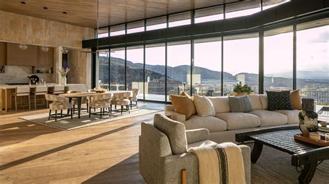 Brandon Architects Designs Home That Frames The Las Vegas Strip