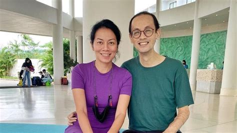 Dewi Lestari Ungkap Suami Dirawat Di Rs Sebulan Karena Stroke Sebelum Meninggal