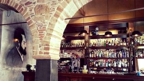 Best 5 Bars In Chios Greece Greeka