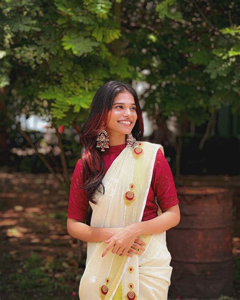 Nujaba Aboobacker Sidhique Nujaba • Instagram Photos And Videos