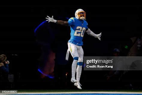 Dean Marlowe Photos And Premium High Res Pictures Getty Images