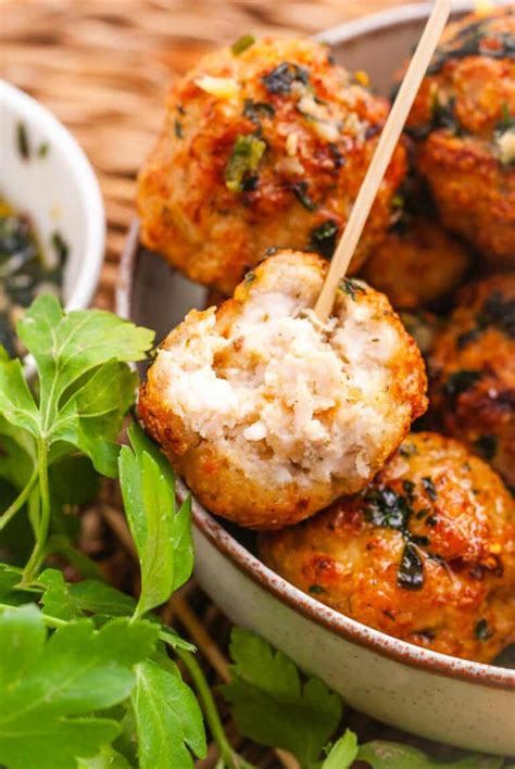 Air Fryer Chicken Meatballs