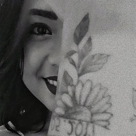 Ana Karina Karinafre89 • Threads Say More