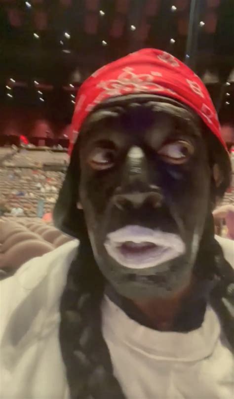 Blackface Protestor Booted From Sarah Silverman Show