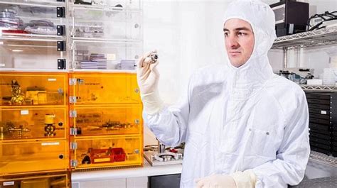 Euv Lithography Resolution Boosted To 5 Nm Matthew Beebe