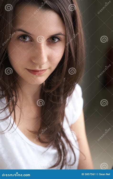 Jonge Tiener Stock Afbeelding Image Of Volwassen Glimlach 5057561