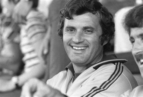 Preminuo Bivši Jugoslavenski Nogometni As Zvonimir Je Pokrenuo Revoluciju A Prije Toga Je