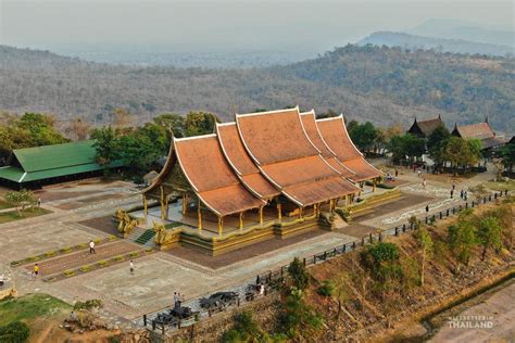 Wat Sirindhorn Wararam A Glow In The Dark Temple Its Better In