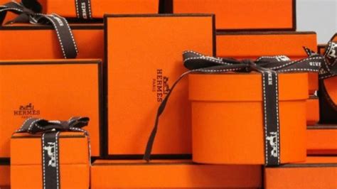 Biar Tak Tertipu Simak Hal Ini Saat Membeli Tas Bermerek Bisnis