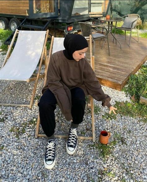 Pin By Zeysmetanoia On Hijabi Muslimah Fashion Casual Hijabi Fashion
