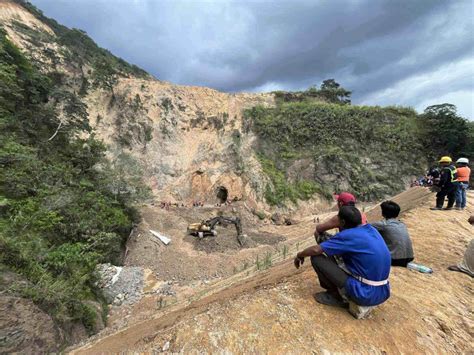 Death Toll Rises To 5 In Small Scale Mine Tragedy 2 Rescue Volunteers Among Victims