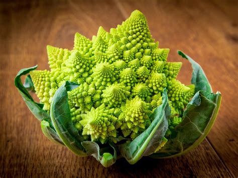 What Is Romanesco Broccoli And How To Cook It Organic Facts
