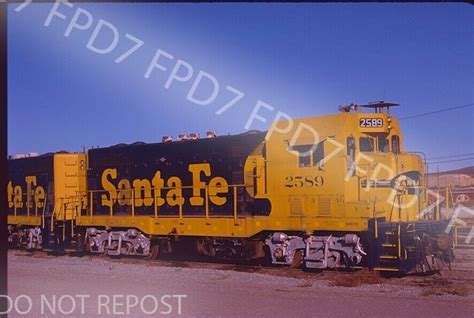Original Slide Atsf Santa Fe Cf7 2589 Barstow Ca November 1987
