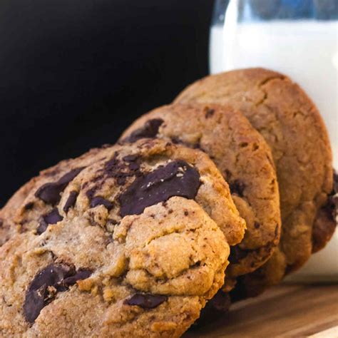 National Chocolate Chip Day May 15 History Recipes And Sweet Deals
