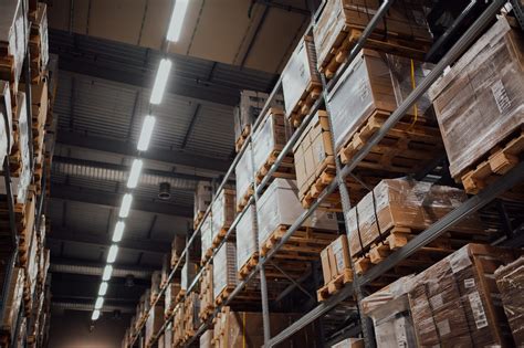 deep dive into react controlled and uncontrolled components medium