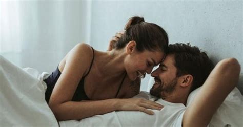 Dít Is Volgens Experts Het Belangrijke Verschil Tussen Sex Hebben En De