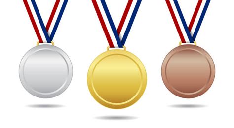 10 300 Tres Medallas Fotografías De Stock Fotos E Imágenes Libres De