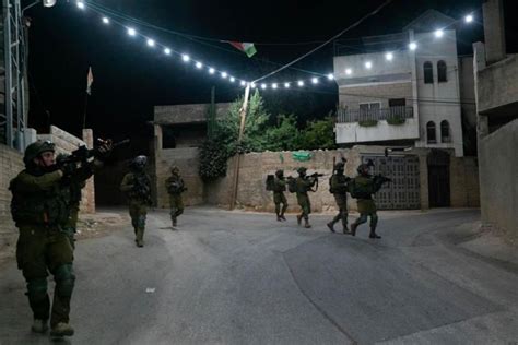 مواجهات عنيفة وإصابات واعتقال والد وشقيق منفذ عملية تل أبيب أصداء