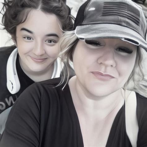 Hunter Mcgrady Hunter Mcgrady Added A New Photo