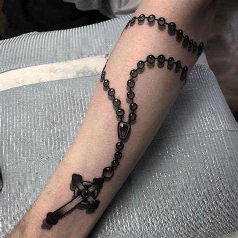 75 Tatuajes De Rosarios Y Su Significado Real Belagoria La Web De