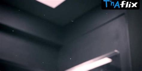 Watch Hundreds Of Free Hd Porn Videos With Bryce Dallas Howard Try It