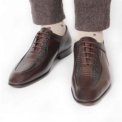Shop Abramo Coffee Milano Leather Oxford Shoes On Kubonang