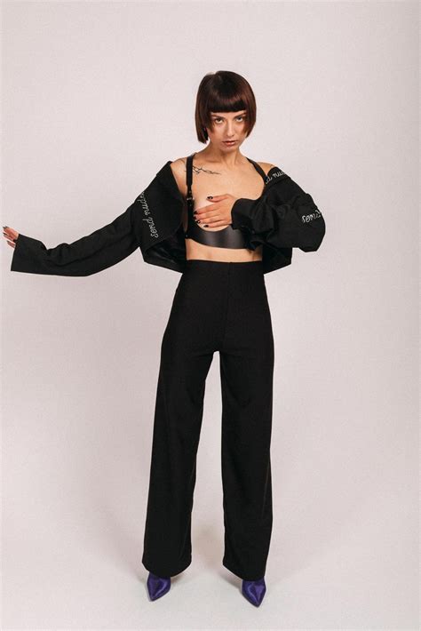 Big Big Booty Pants Daijanala